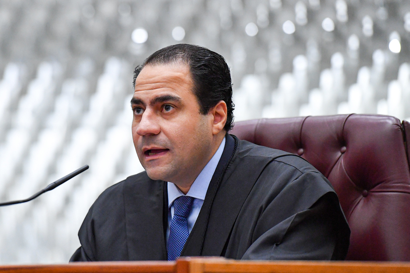 Beto Simonetti, presidente da OAB, durante cerimônia de posse de Maria ...