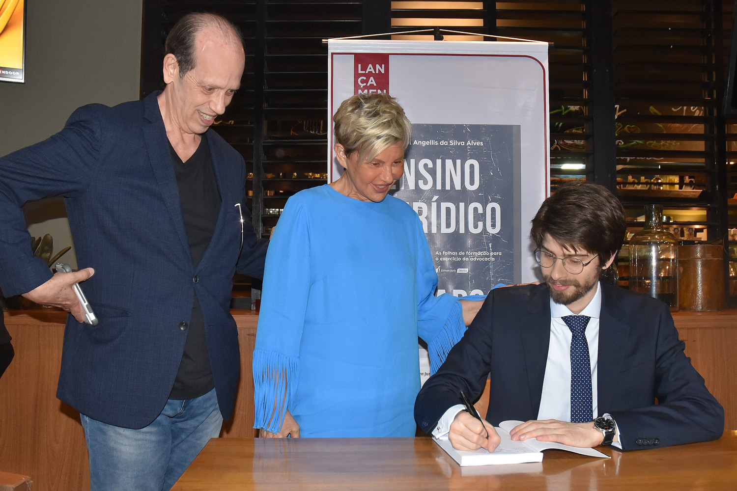 Gilbert Di Angellis lança obra sobre as falhas de formação para o ...