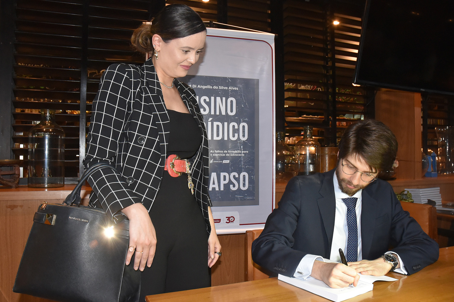 Gilbert Di Angellis lança obra sobre as falhas de formação para o ...