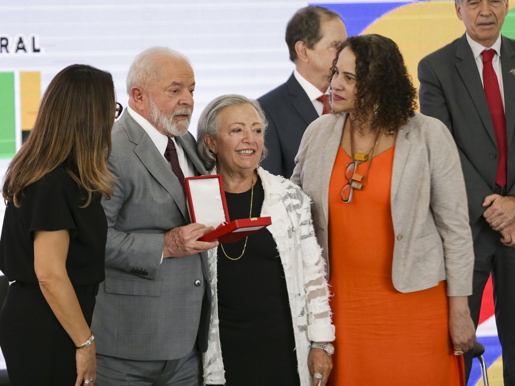 Dia da Ciência: presidente Lula retoma Conselho Nacional de Ciência e ...