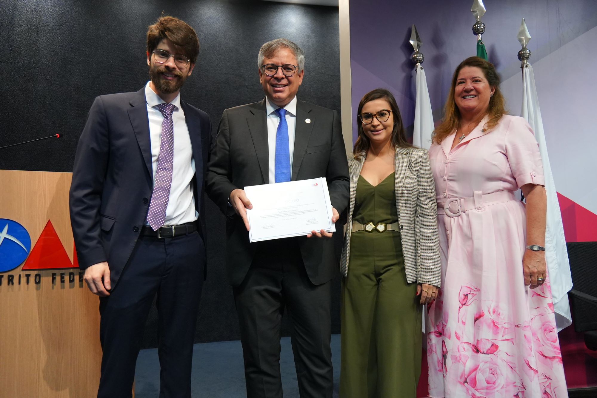 Gilbert Di Angellis, Paulo Maurício Siqueira, Amanda Andrade e Liliana ...