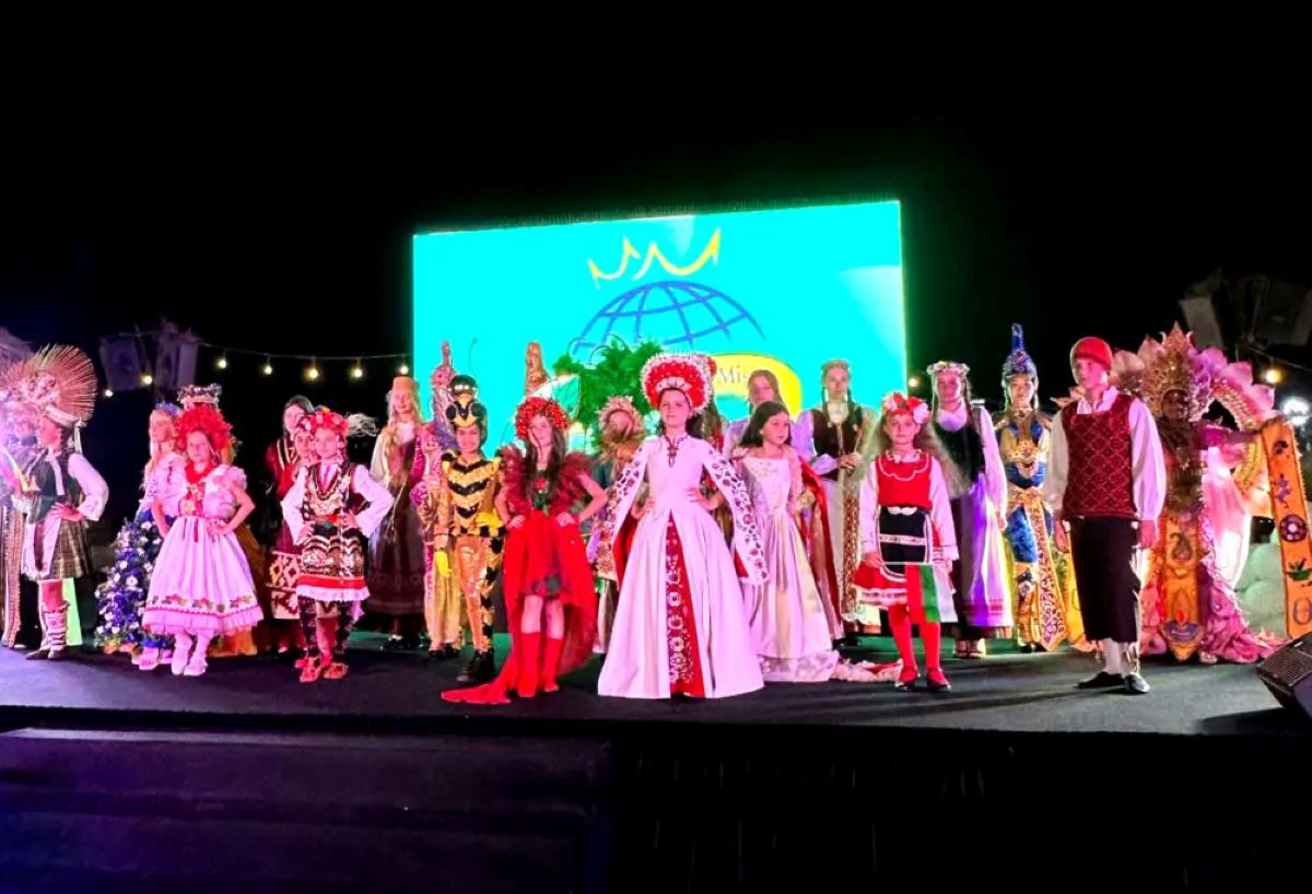 Rebecca Macedo, brasileira de 7 anos, é eleita Mini Miss Mundo ...