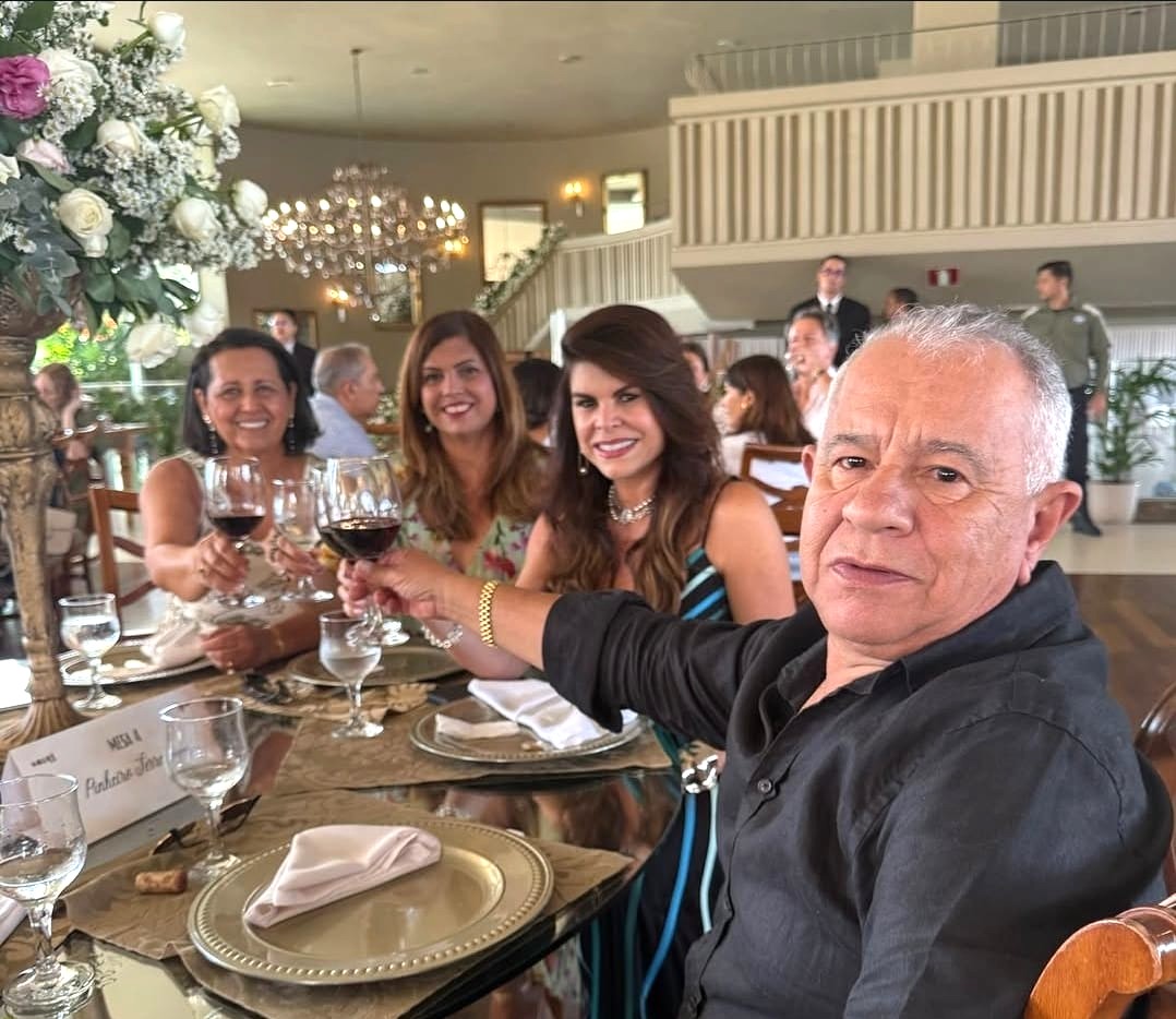 Janine Brito e familia durante Prêmio Candango 2025 – Pinheiro ...