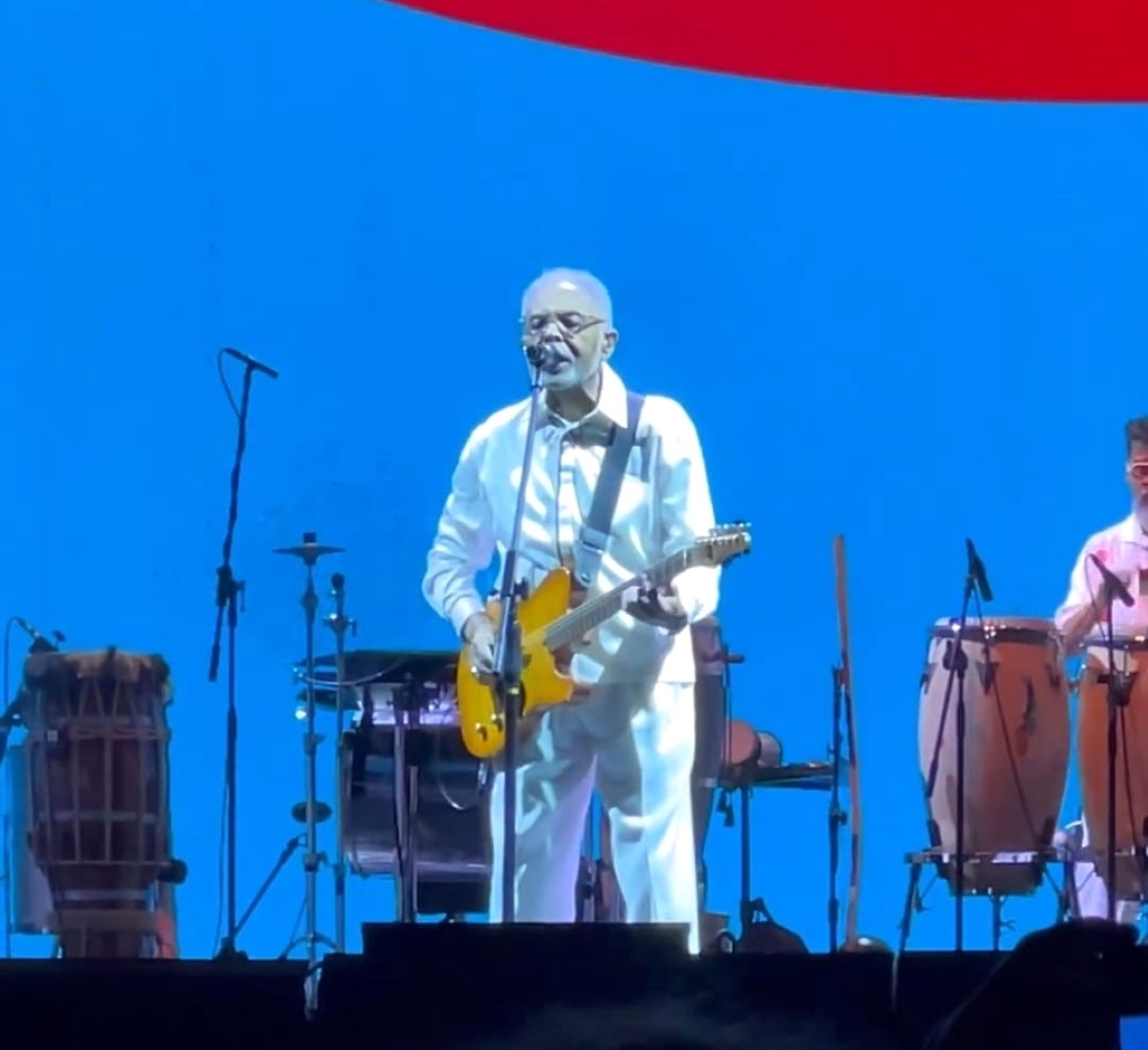 Gilberto Gil canta e encanta em show histórico em Brasília com mais de ...