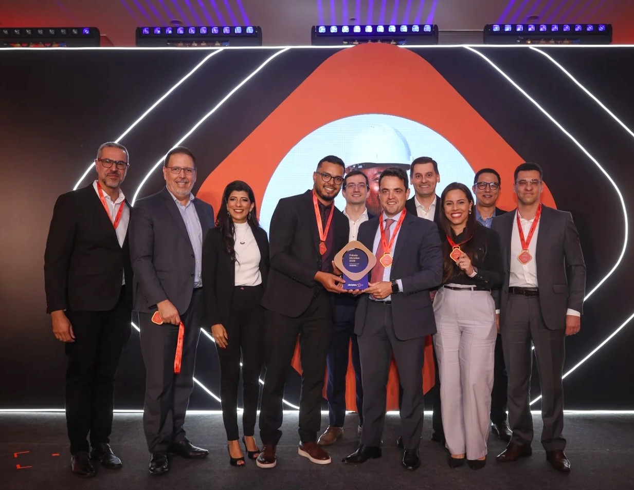 CPFL Santa Cruz recebe Prêmio Abadee 2025 por Gestão da Inovação -Grupo ...