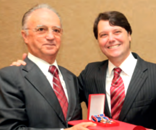Safe Carneiro, ex- presidente é homenageado por Francisco Caputo nos 50 ...